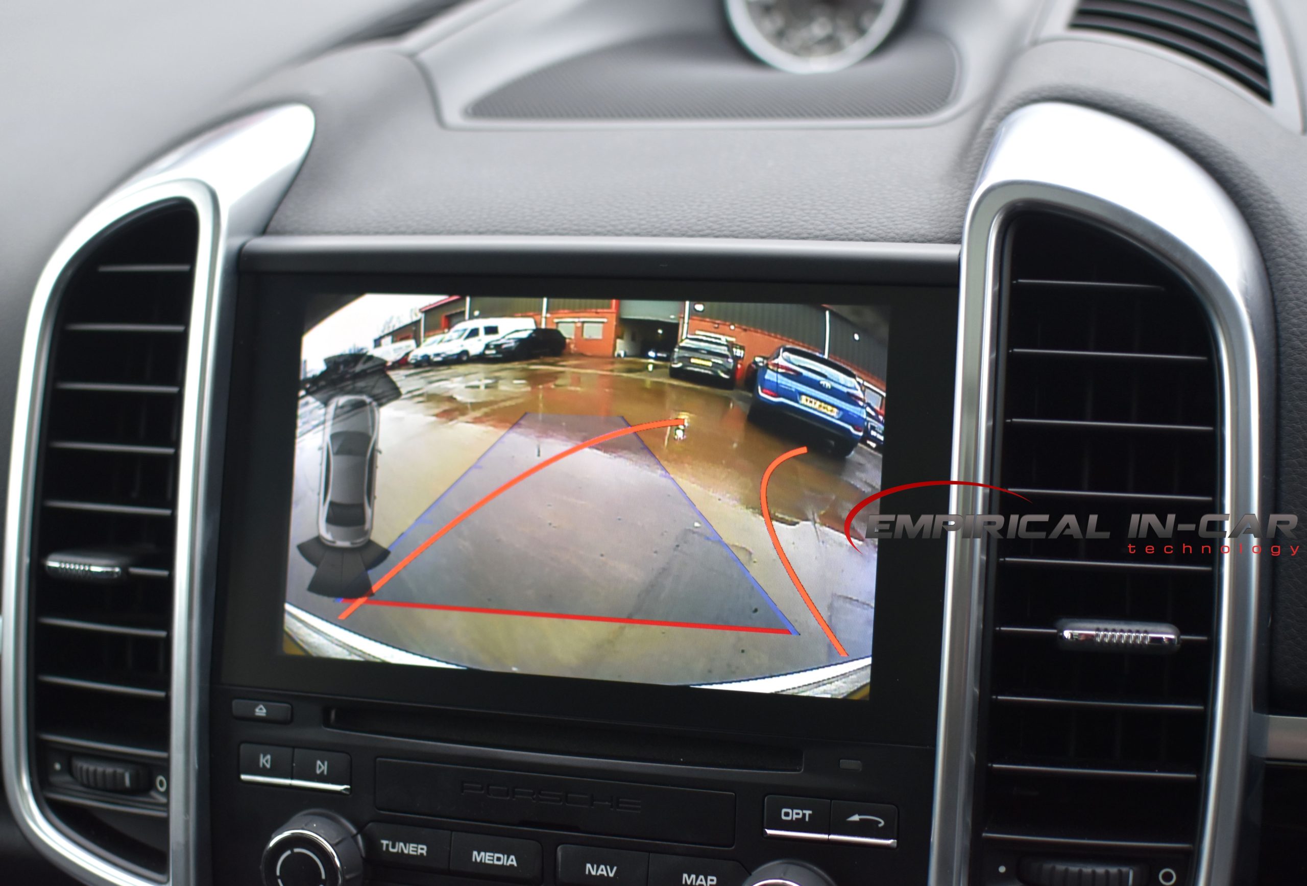Porsche Cayenne PCM4 - Reverse Reversing Camera Kit