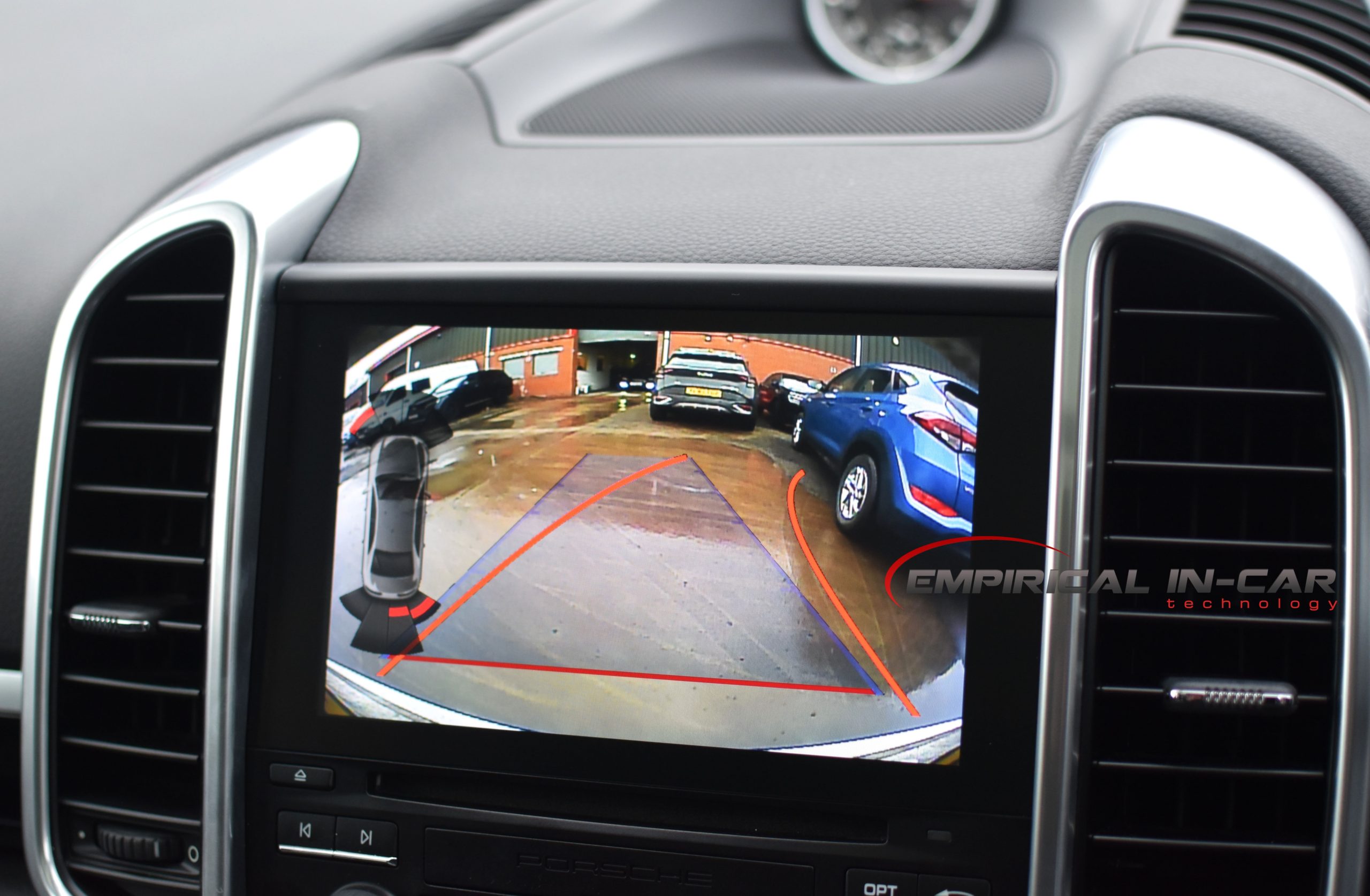 Porsche Cayenne PCM4 - Reverse Reversing Camera Kit