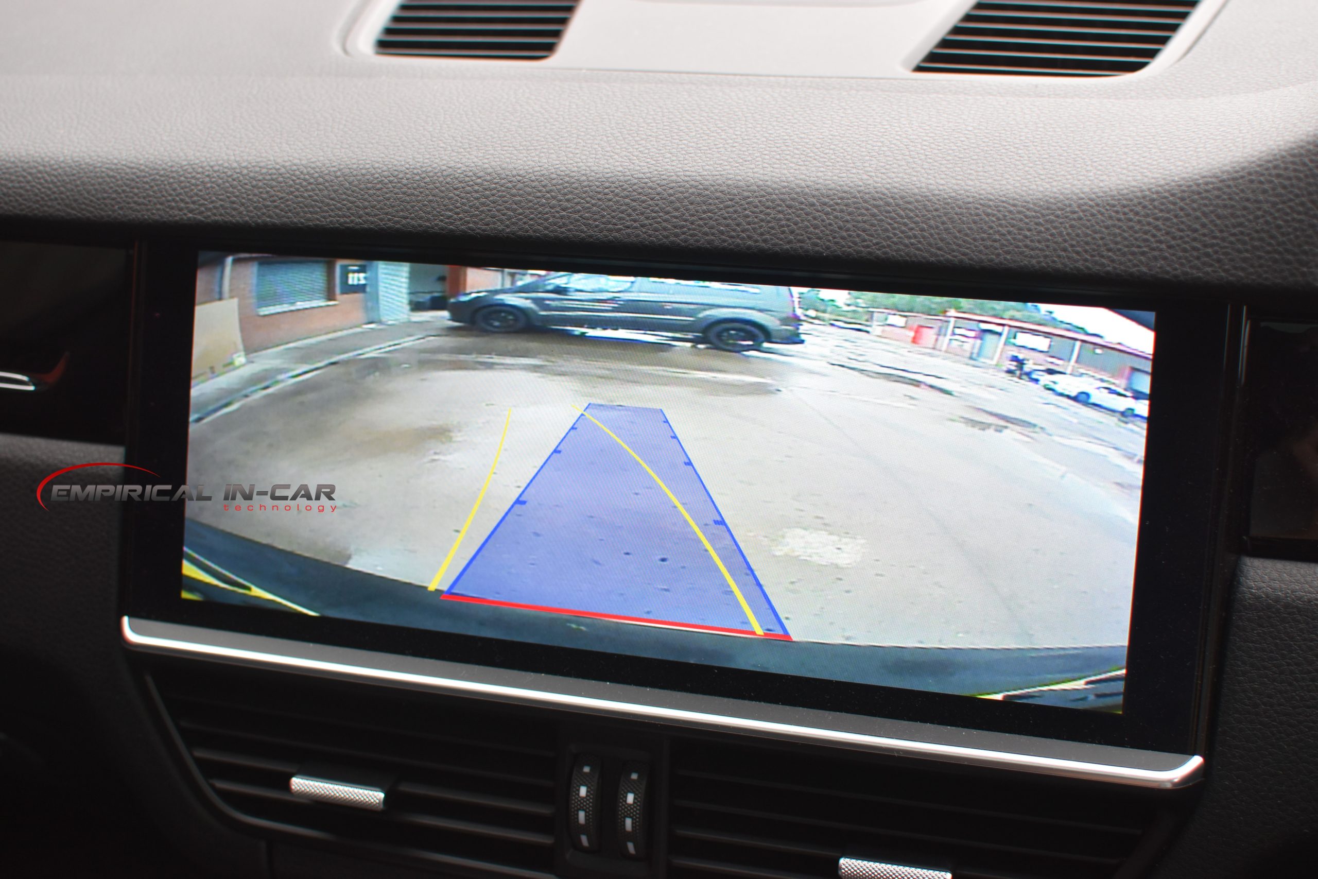 Porsche Cayenne PCM5 - Reverse Reversing Camera Kit
